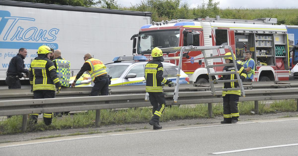 Schwerer Unfall mit Gefahrgut-Lkw [ Einsatzbericht / Brechen ]